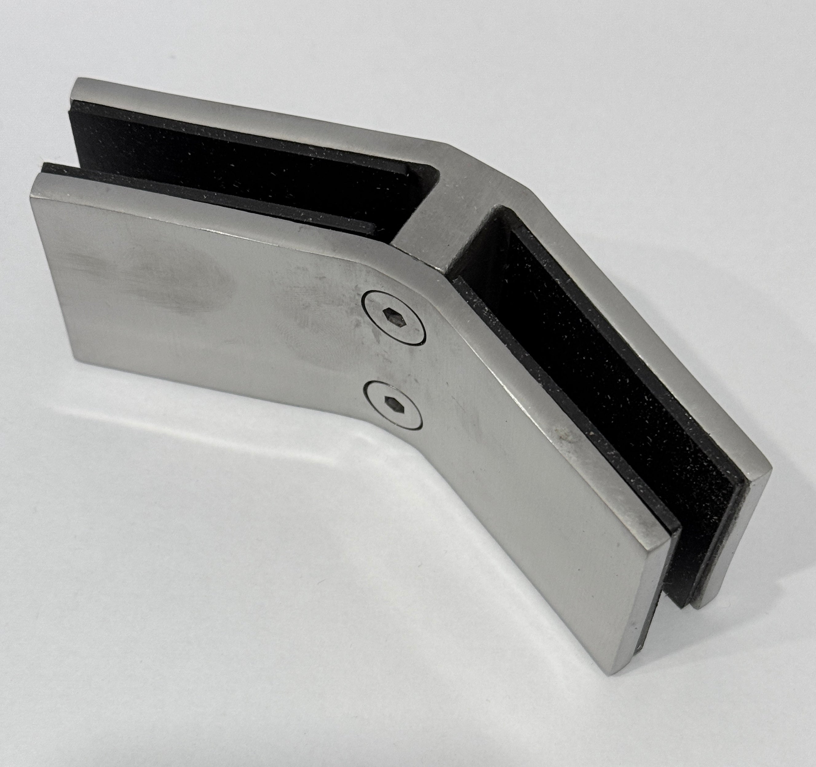 Attache 135° – BC Transparent